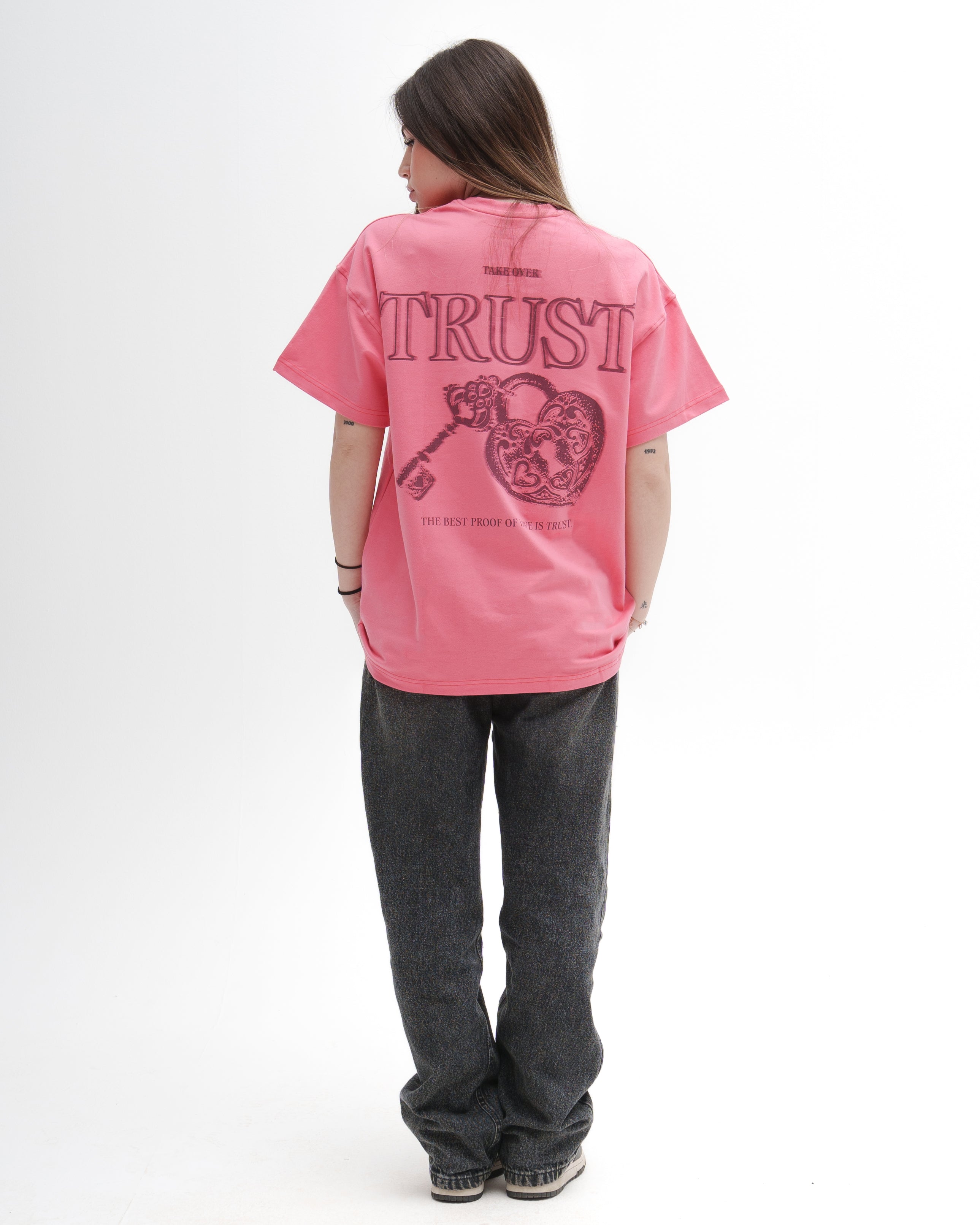 T-shirts – Take Over Clo